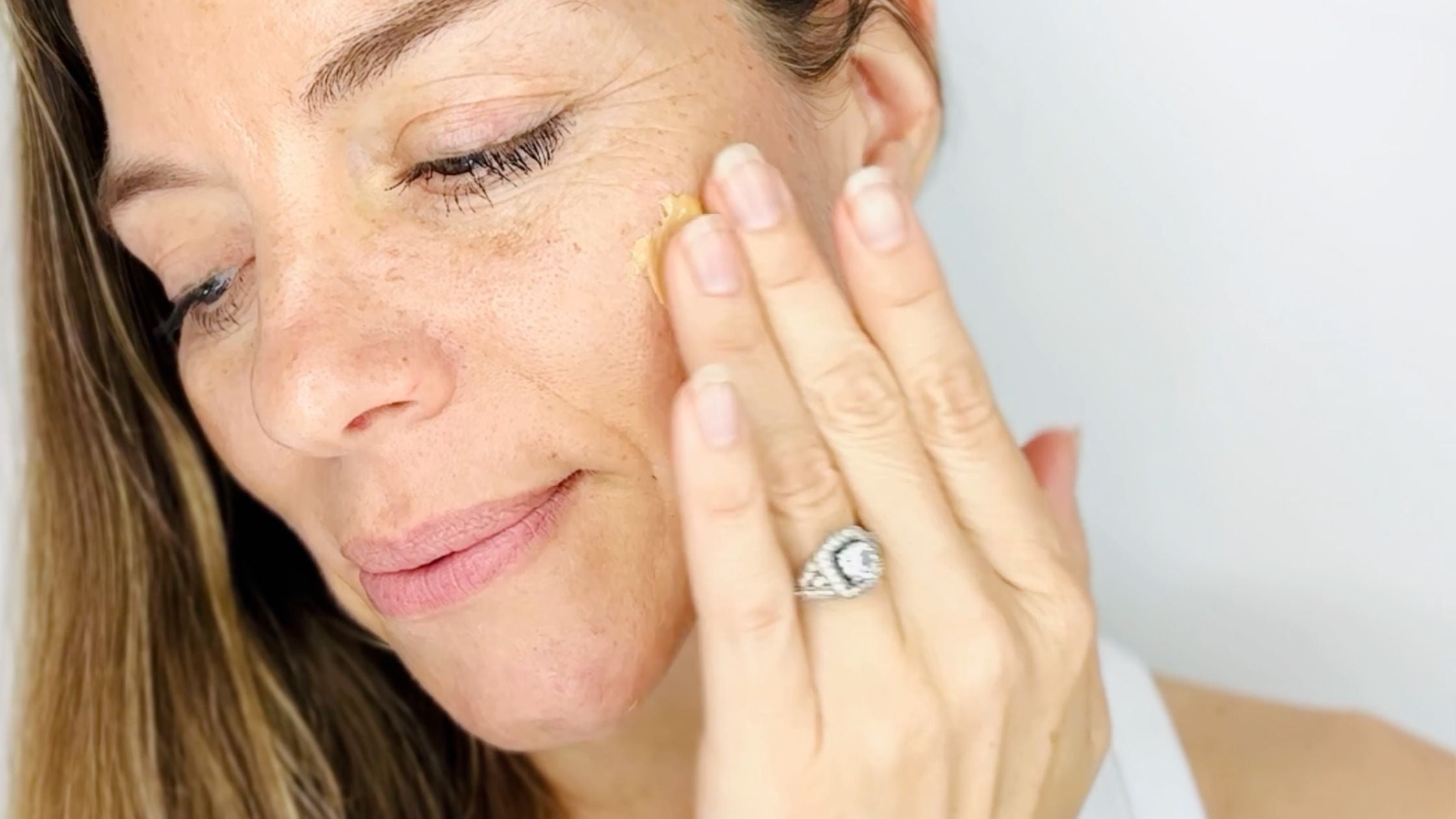 6 Reasons Why Your Skin Looks Dull And Tired When You Wake Up – Onsen ...